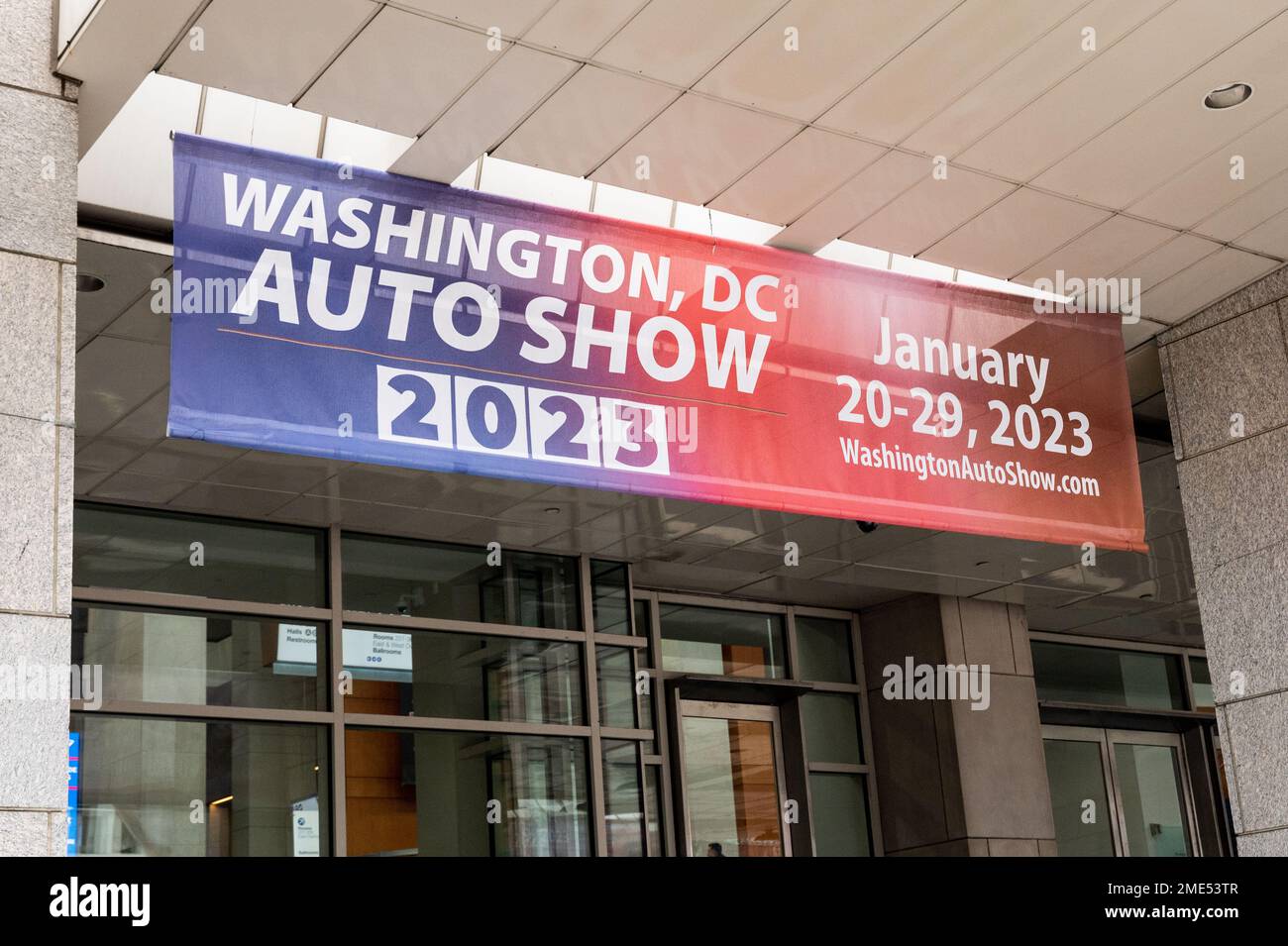 Washington dc convention center auto show hi-res stock photography and ...