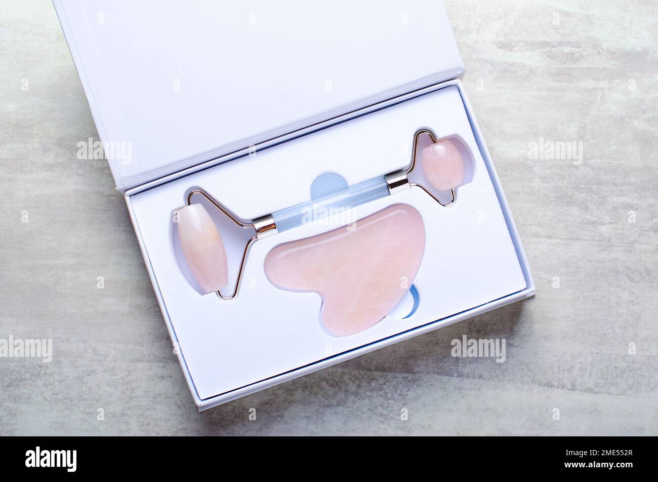 Rose Quartz Roller and Gua Sha Tool, Facial Lifting Scraping Massage ...