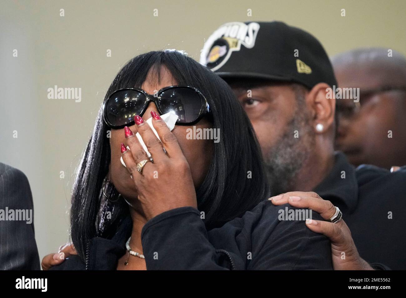 RowVaughn Wells, mother of Tyre Nichols, who died after being beaten by ...