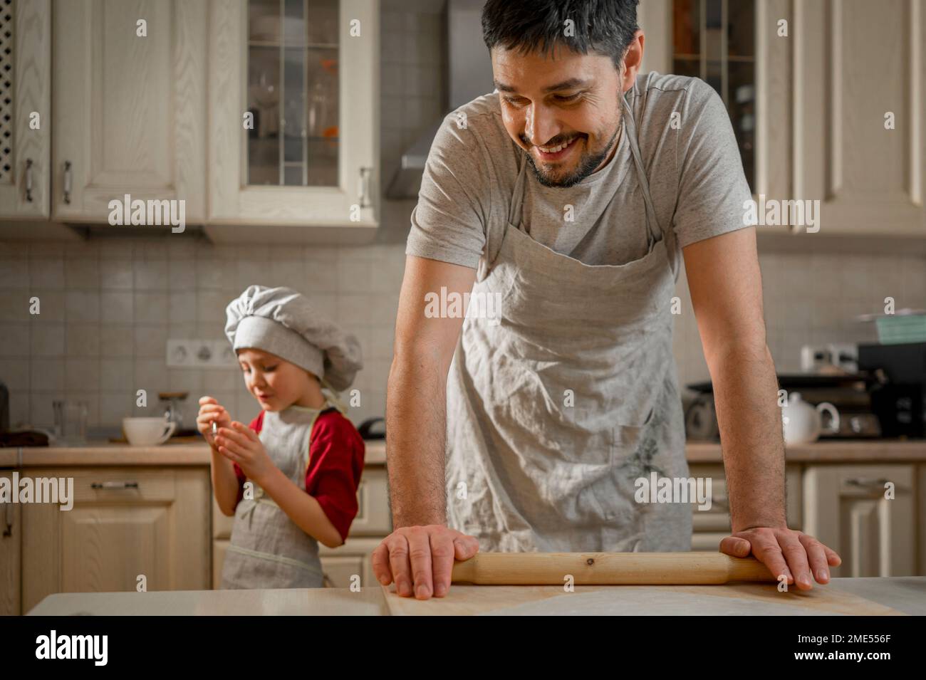 Pin smiling hi-res stock photography and images - Alamy