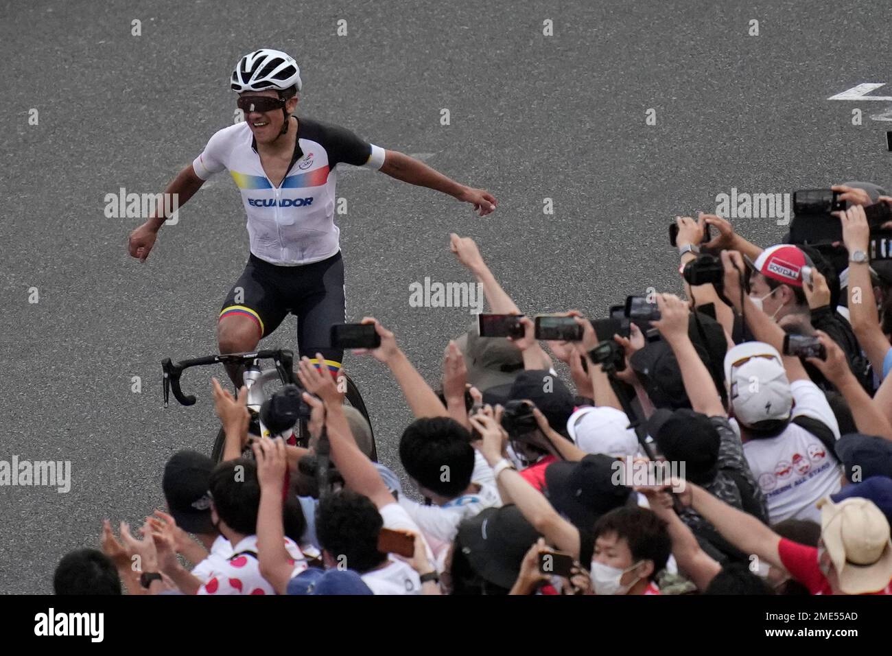 Richard Carapaz of Ecuador reacts after winning the men's cycling road ...