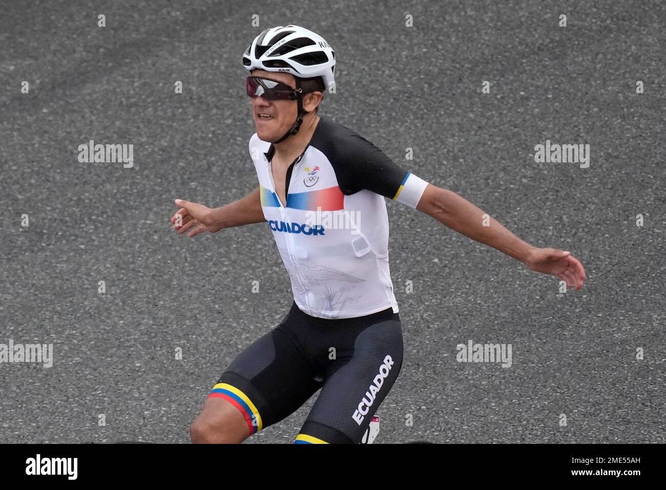 Richard Carapaz of Ecuador reacts after winning the men's cycling road ...
