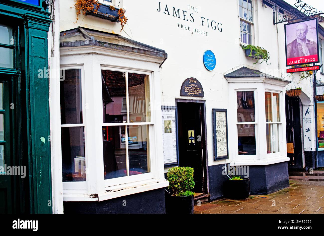 The James Figg Pub, high street, Thame, Oxfordshire, England Stock ...