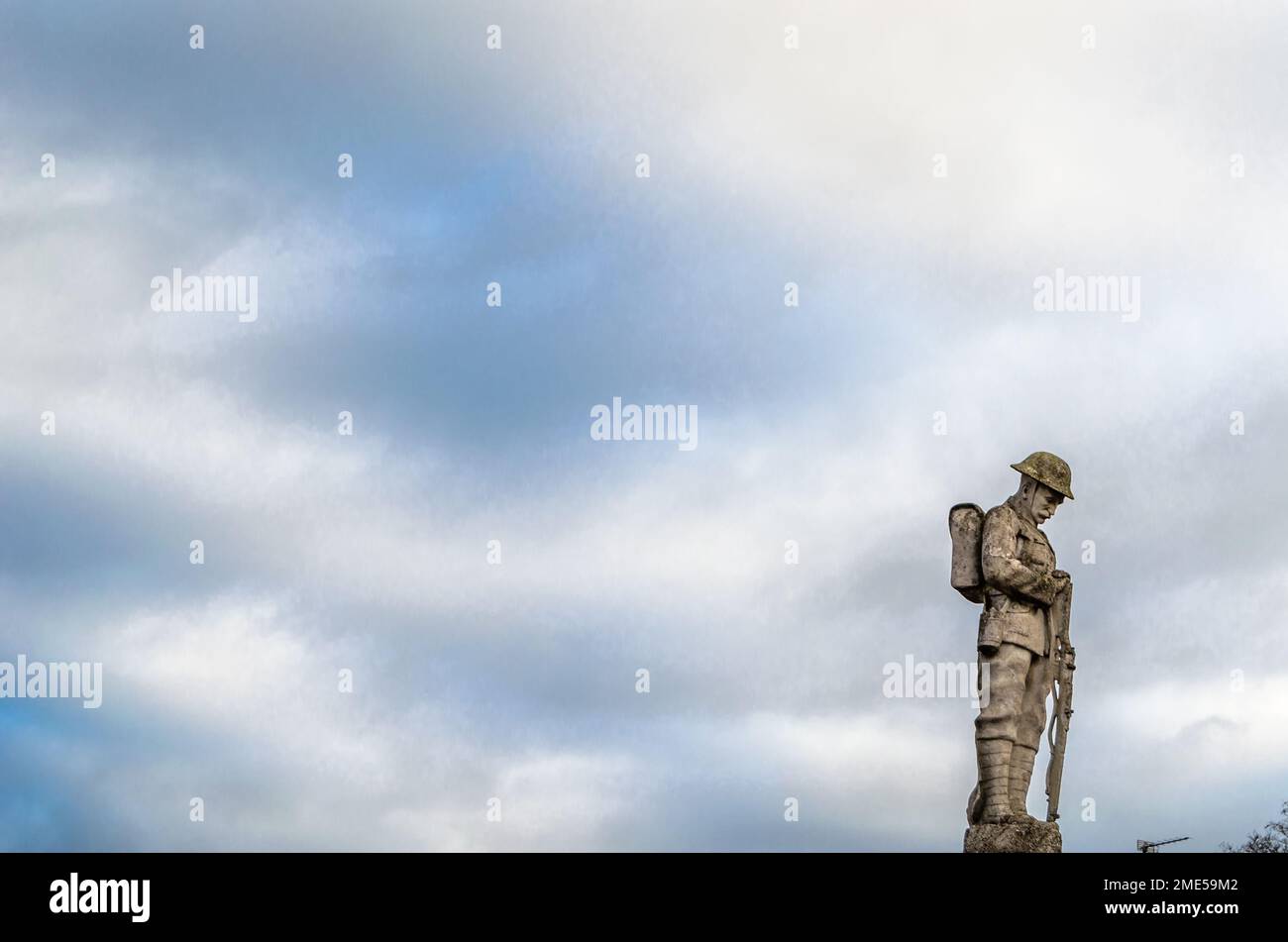COTTENHAM, ENGLAND, UK - DECEMBER 30, 2013: Statue in the village of ...
