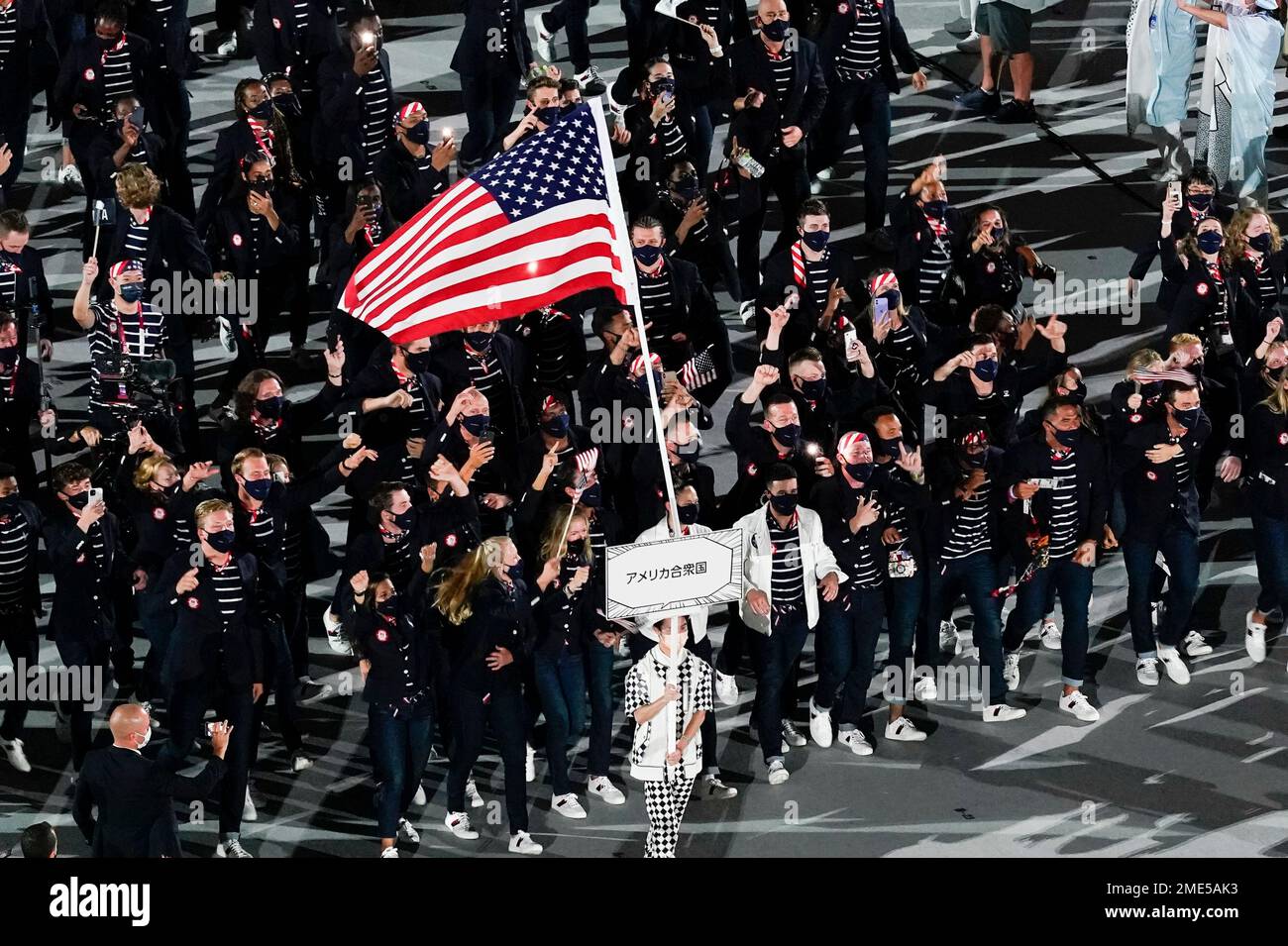 CORRECTS SPELLING OF LAST NAME TO ALVAREZ, NOT ALVARES - Sue Bird and ...