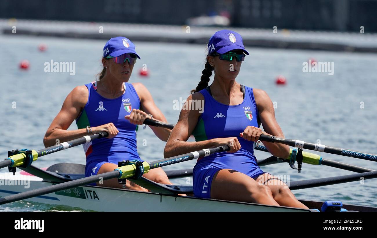 Chiara Ondoli and Alessandra Patelli, of Italy, competes in the women's ...