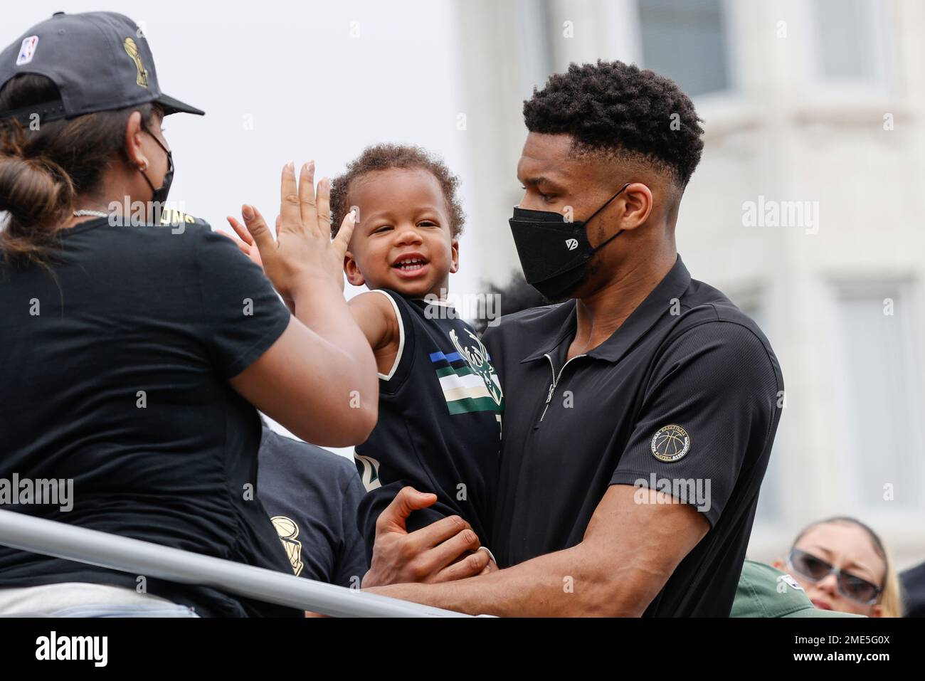 Milwaukee Bucks' Giannis Antetokounmpo, right, girlfriend Mariah ...