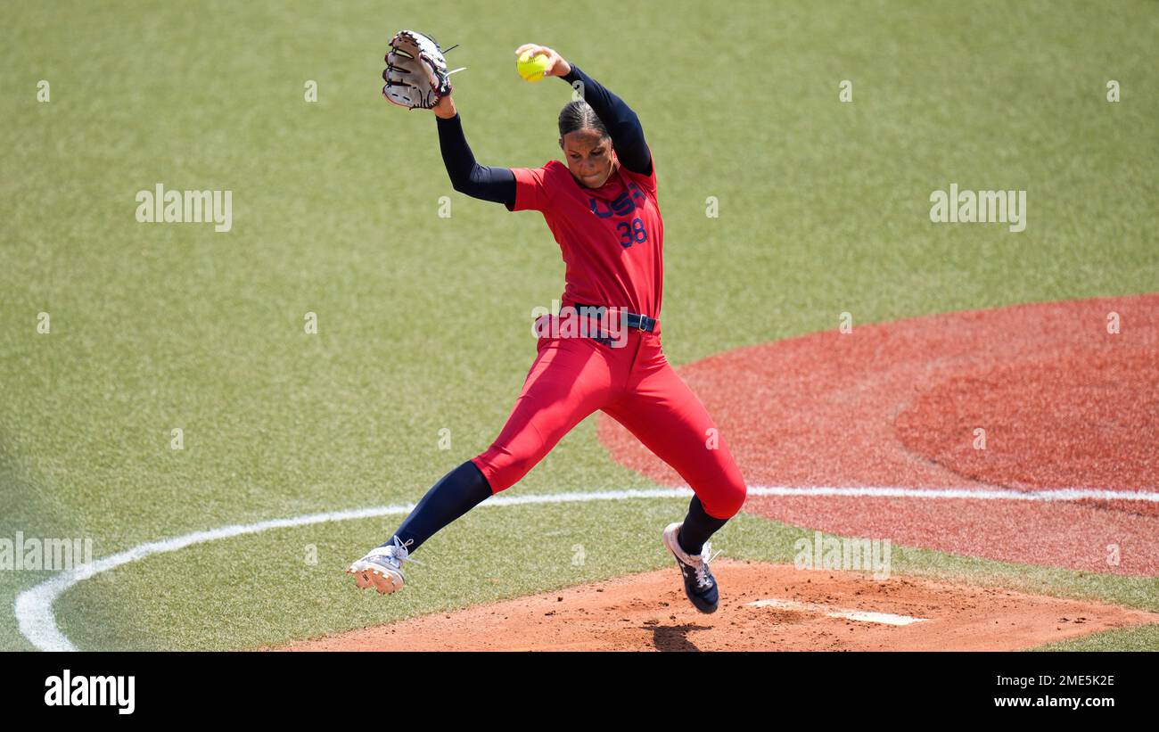 United States pitcher Cat Osterman throws against Italy during a ...