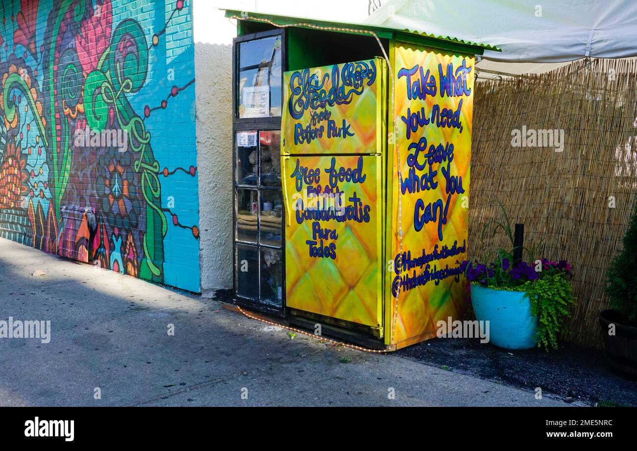Community food pantry hi-res stock photography and images - Alamy