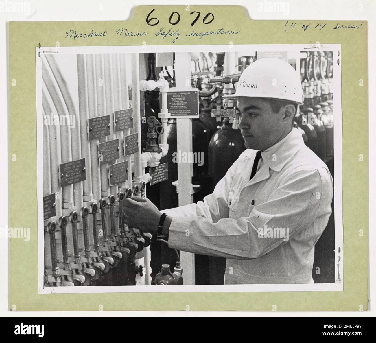 Final inspection room hi-res stock photography and images - Alamy