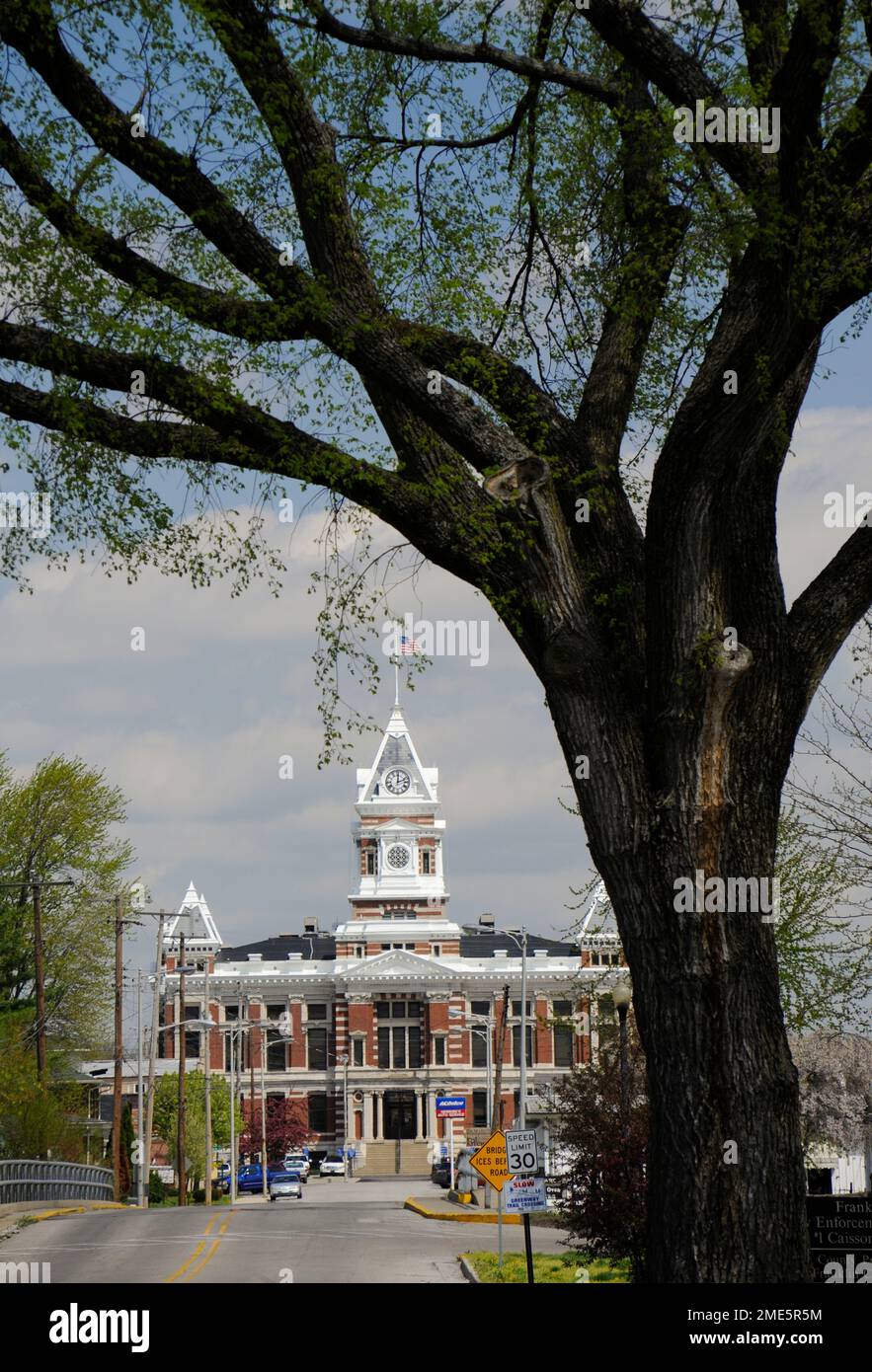 Courthouse in Johnson County, Franklin, Indiana Stock Photo - Alamy