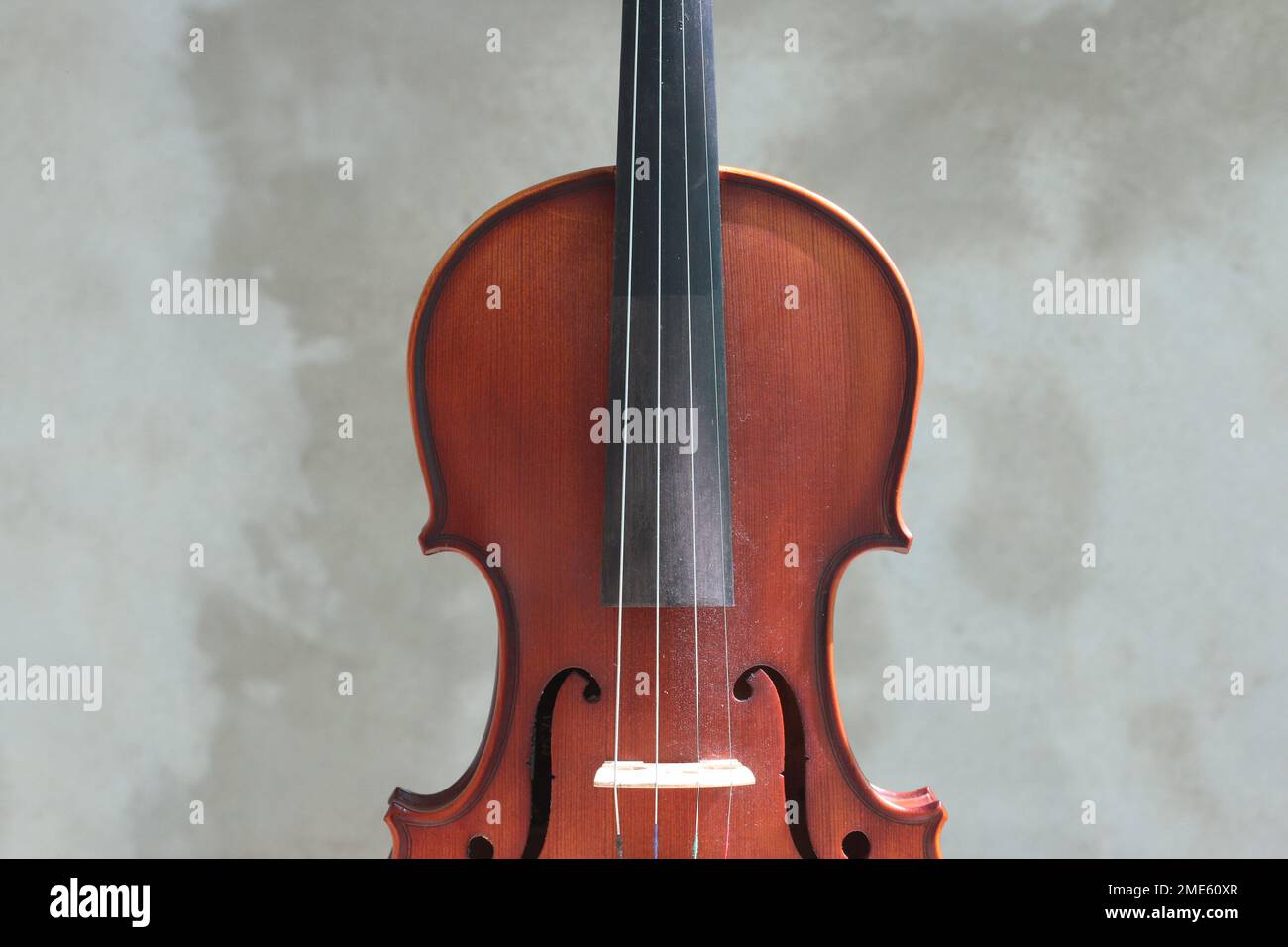 Wooden violin body in brown color Stock Photo - Alamy