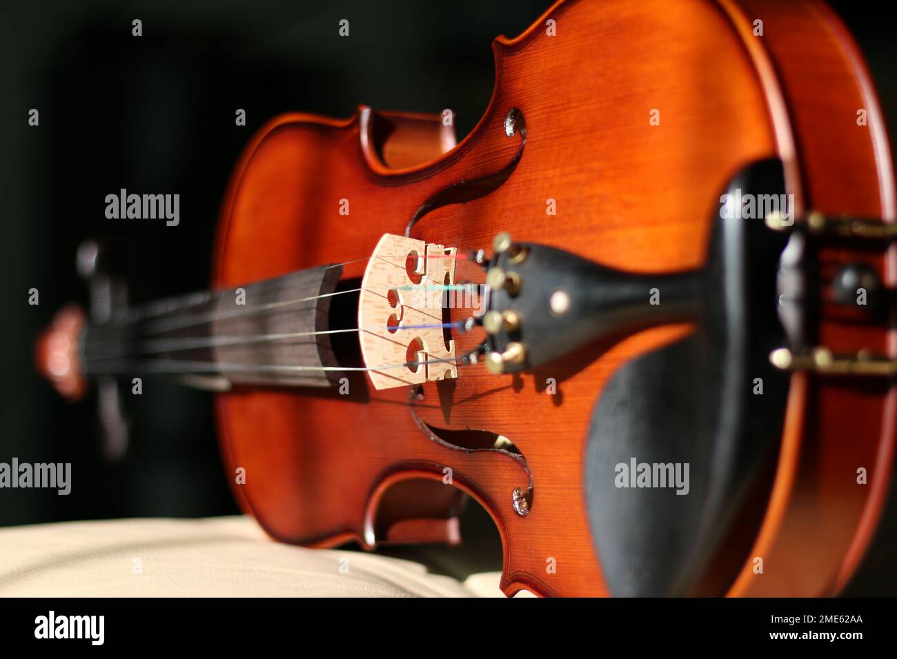 Wooden violin body in brown color Stock Photo - Alamy