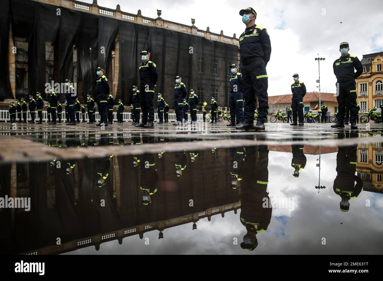 National Police attend a ceremony showing their new uniforms at Plaza ...
