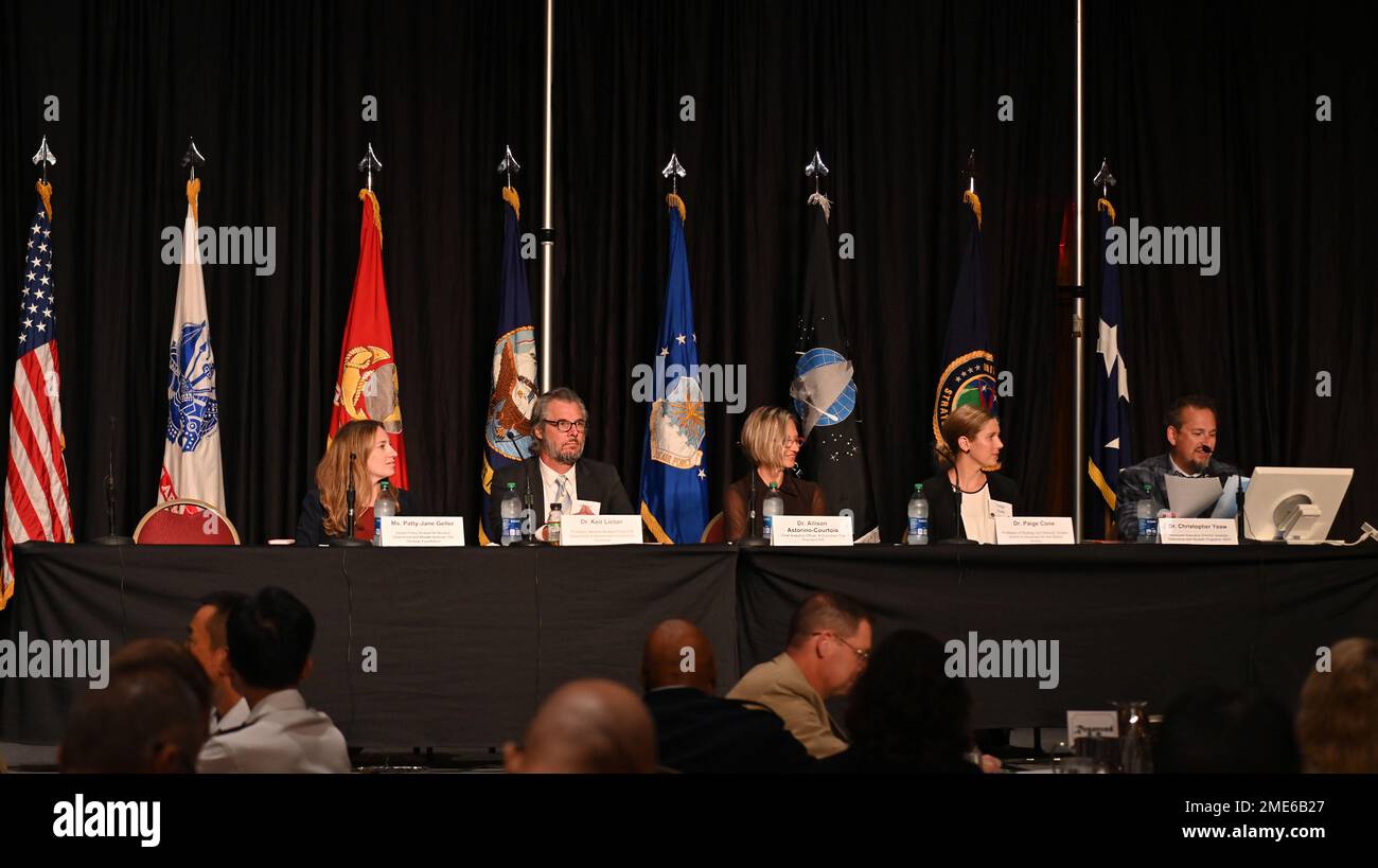 Center for advanced defense studies hi-res stock photography and images ...