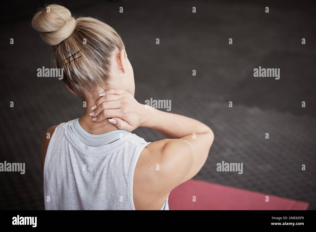 Sore muscles after exercise hi-res stock photography and images - Alamy