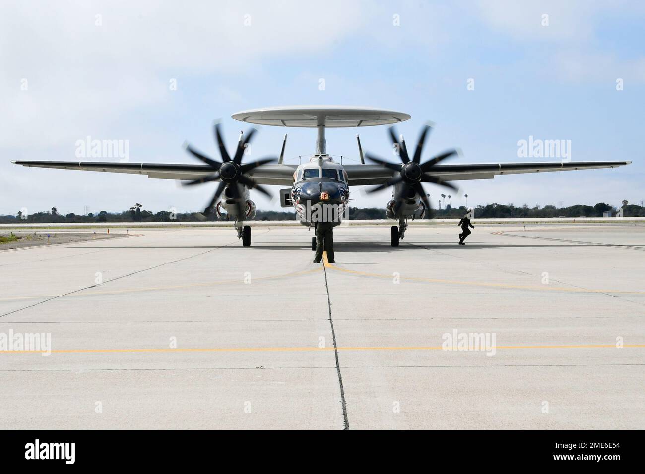 220727-N-AS200-0101 POINT MUGU, Calif. (July 27, 2022) – Cmdr. Ryan E ...