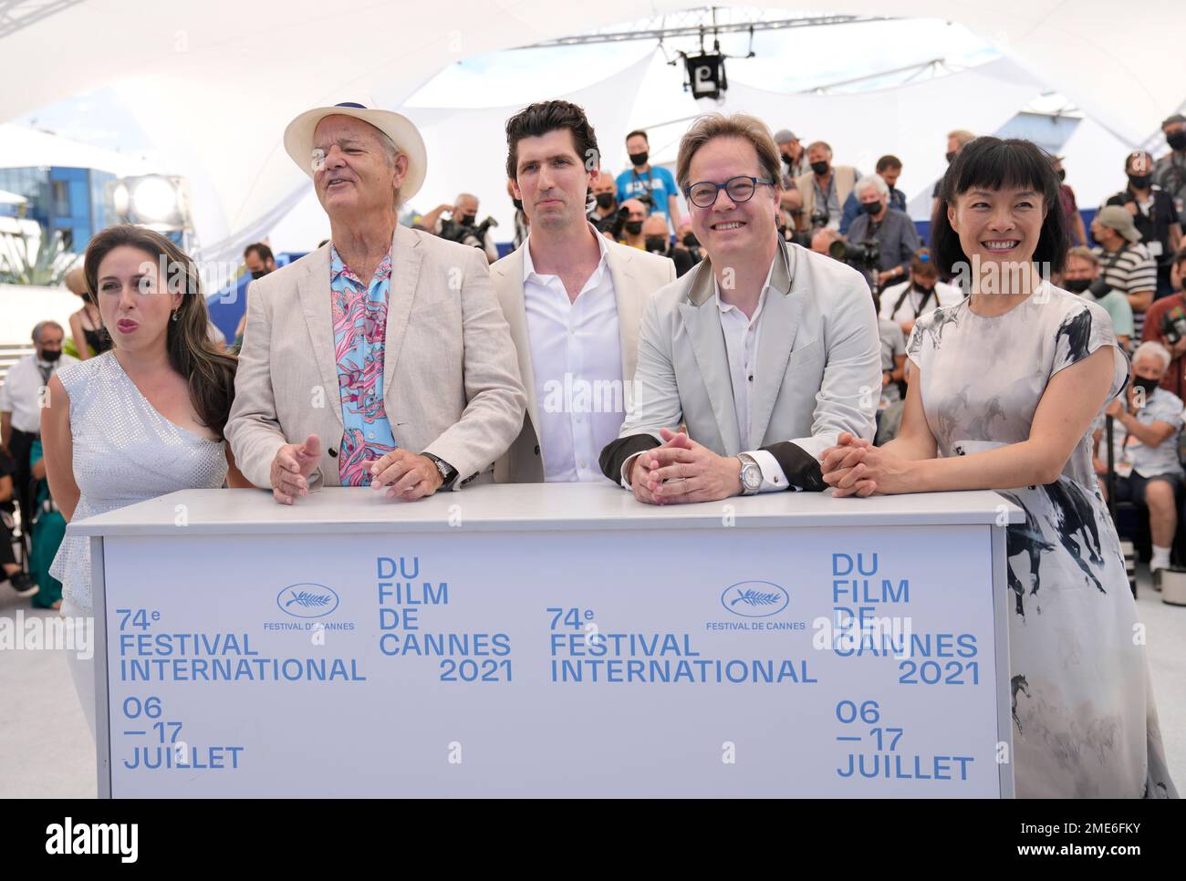 Vanessa Perez, from left, Bill Murray, director Andrew Muscato, Jan ...