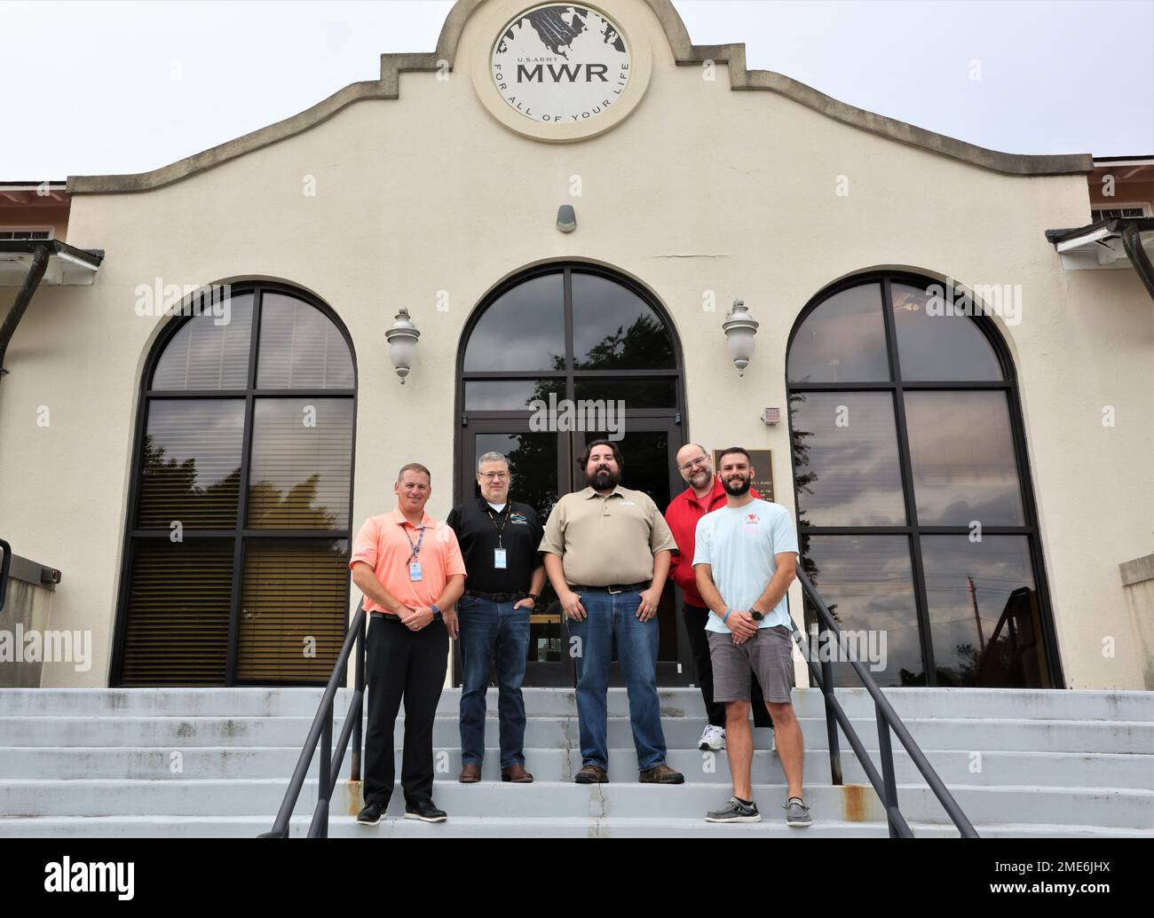 Fort Knox Community Recreation chief Christopher Dent (second from left ...