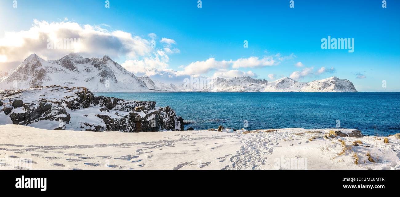 Picturesque winter view on Flakstad coastline seen from the oposite ...