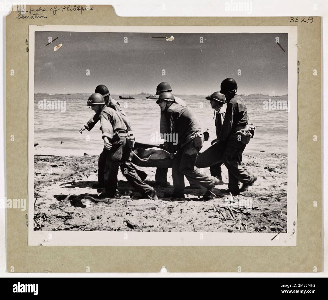 Shoreward hi-res stock photography and images - Alamy