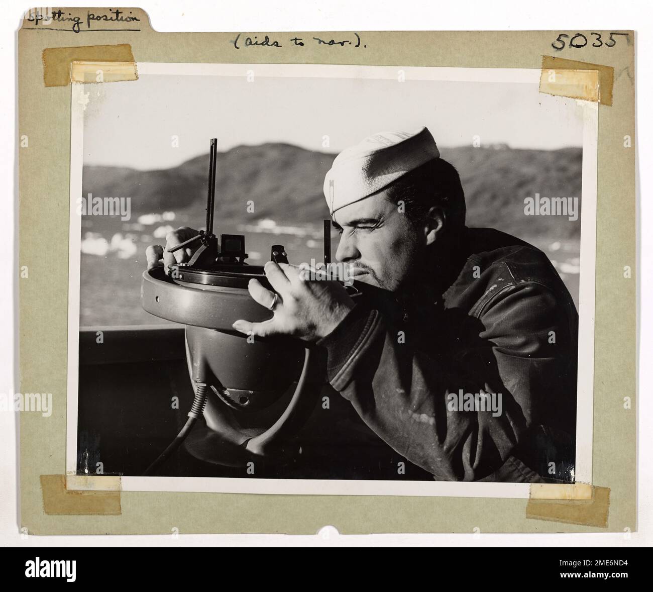 Repeater compass hi-res stock photography and images - Alamy