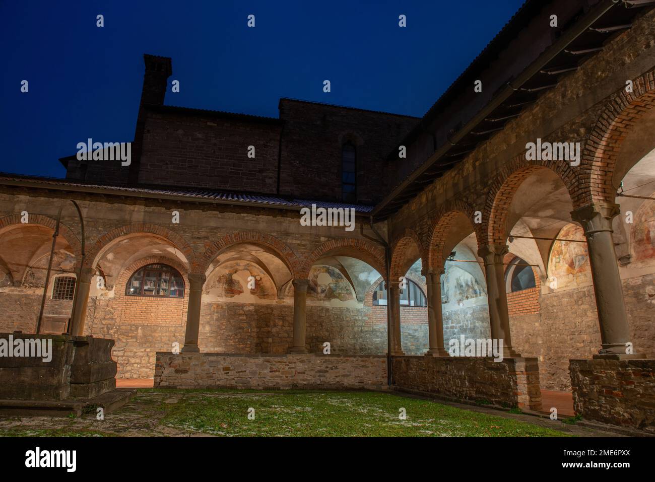 Cloister of the ancient monastery of Bergamo Stock Photo - Alamy