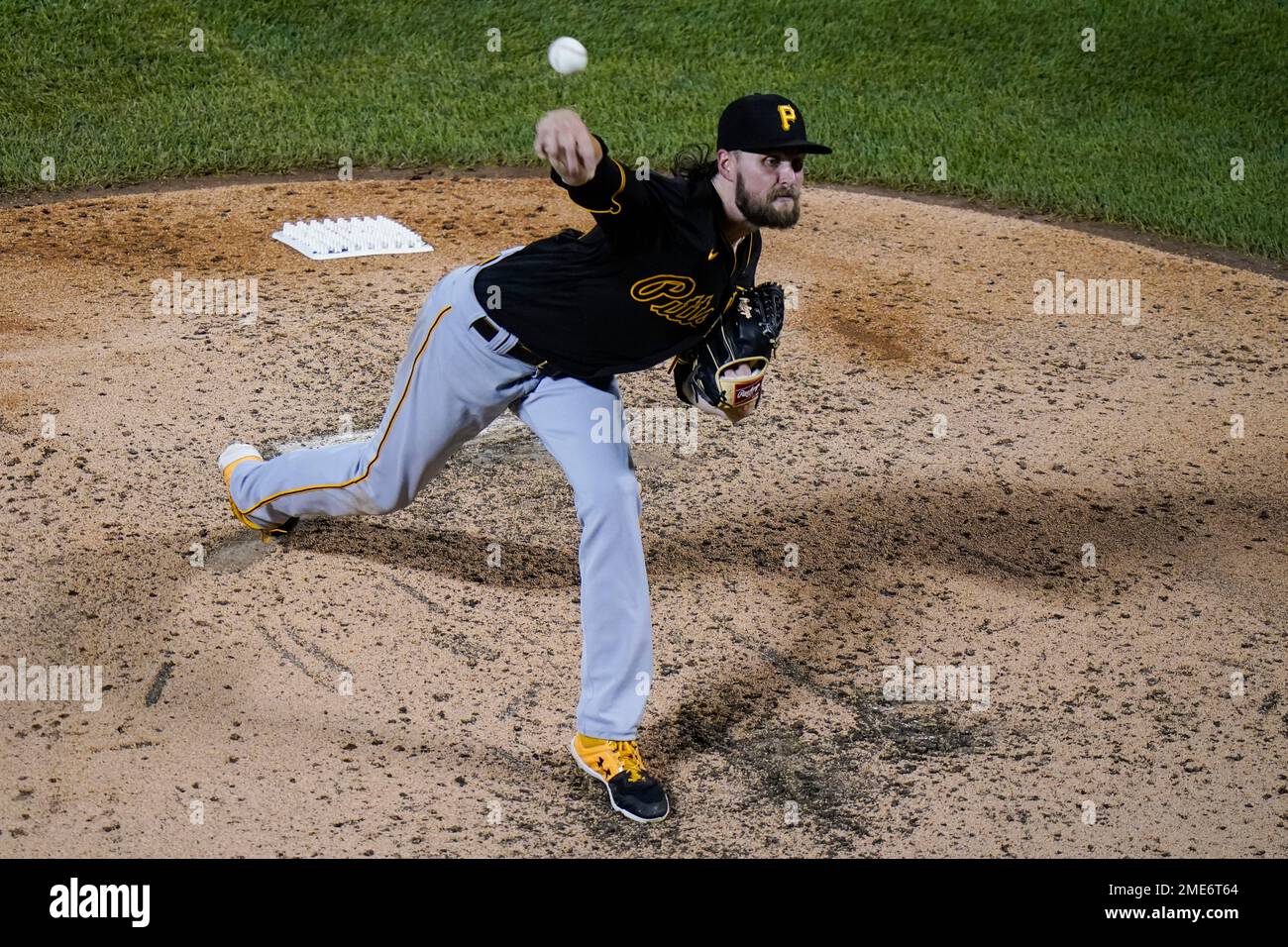 Pittsburgh Pirates' JT Brubaker delivers a pitch during the sixth ...