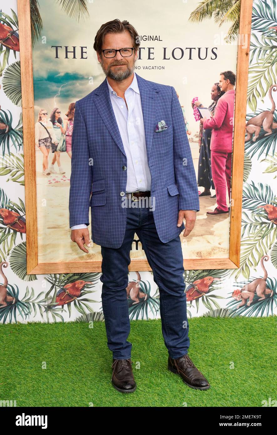 Steve Zahn, a cast member in "The White Lotus," poses at the premiere ...