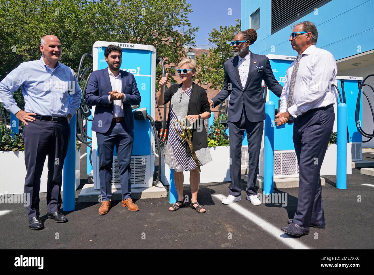 Timothy Cawley, president of Con Edison, left, Frank Reig, Revel ...