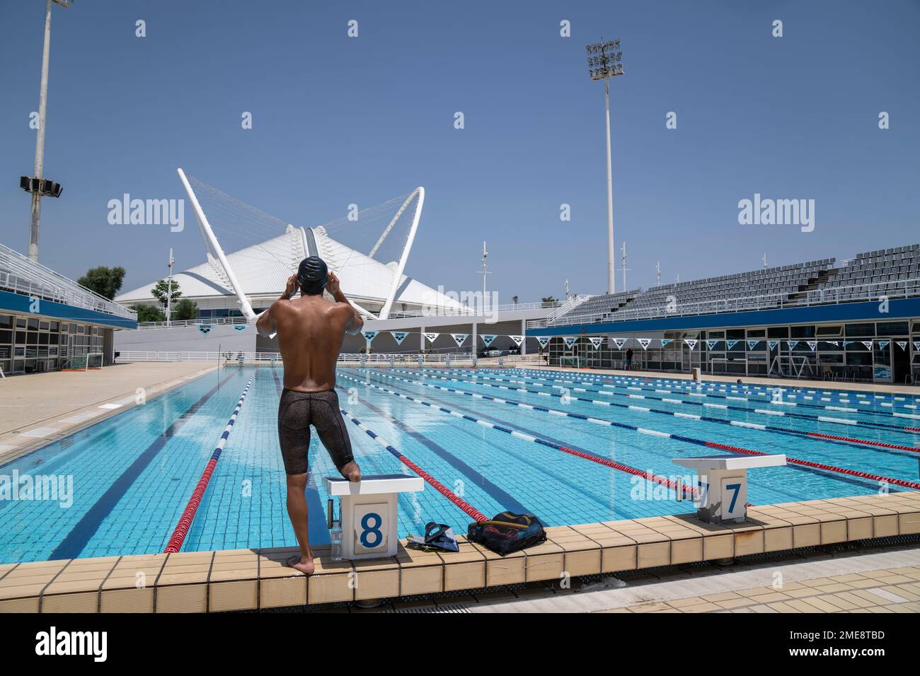 Syrian refugee Ibrahim al-Hussein, an amputee swimmer who lost his leg ...