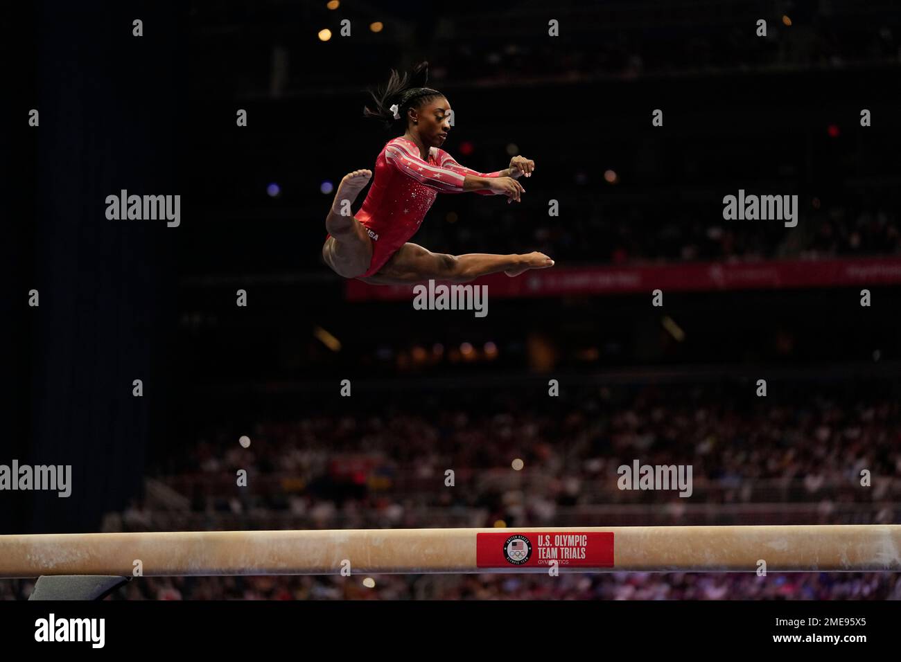 Simone Biles competes on the beam during the women's U.S. Olympic ...