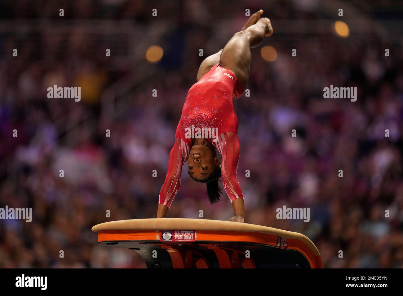 Simone Biles competes on the vault during the women's U.S. Olympic ...