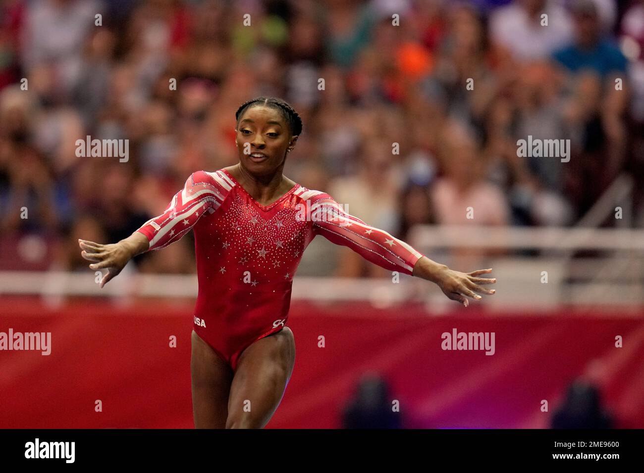 Simone Biles competes on the vault during the women's U.S. Olympic ...
