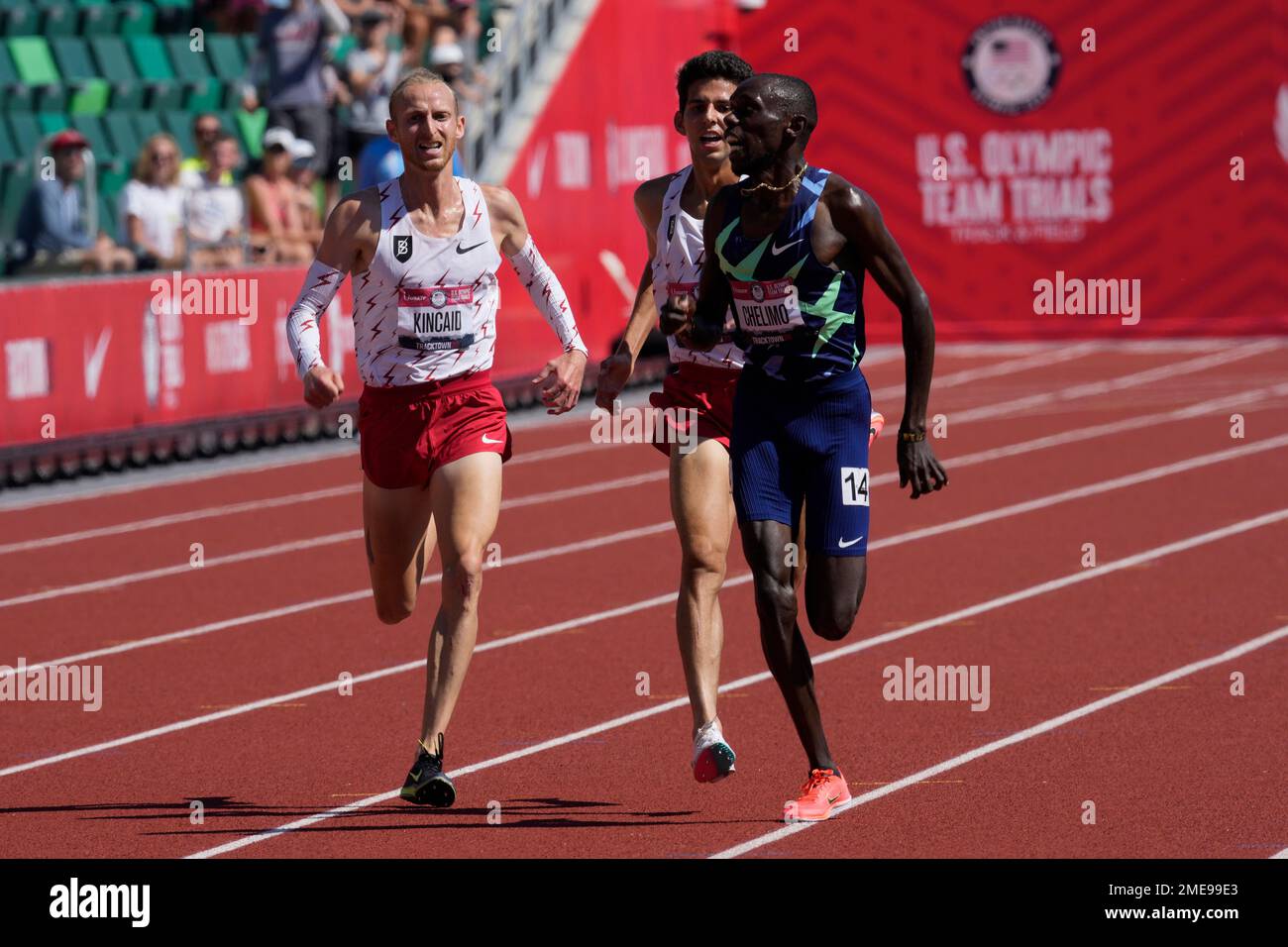 Paul Chelimo celebrates after beating Grant Fisher and Woody Kincaid in ...