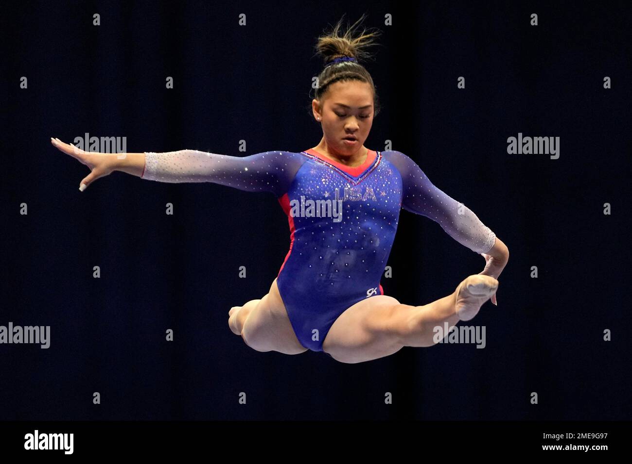 Suni Lee competes on the balance beam during the women's U.S. Olympic ...