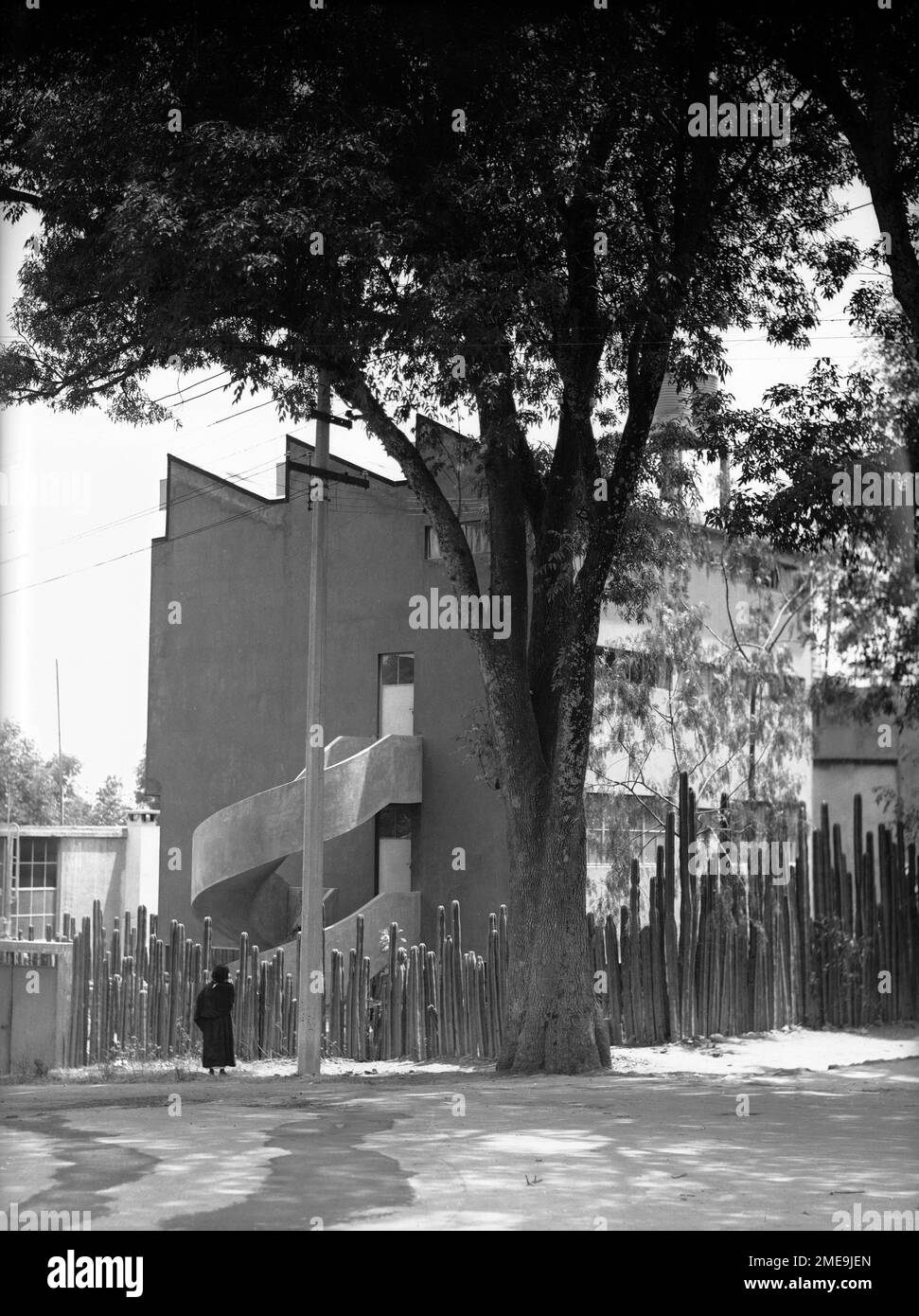 The modernistic Diego Rivera home in Mexico City, with separate ...