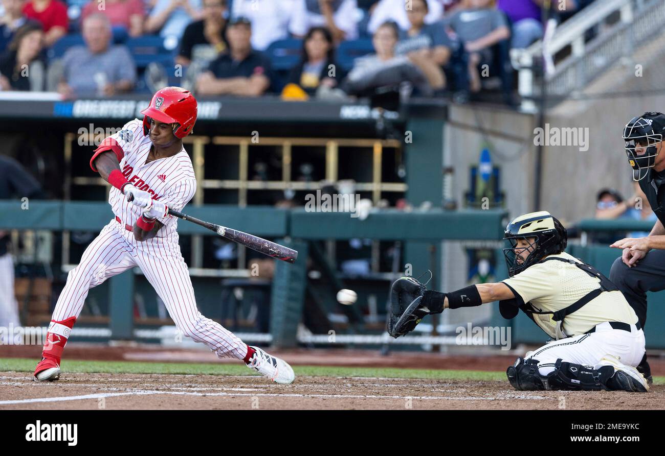 North Carolina State's Terrell Tatum (1) goes to bat against Vanderbilt ...