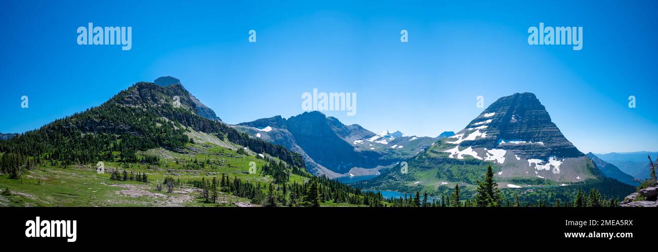 Hidden Lake overview from Logan Pass in Glacier National Park, Montana ...
