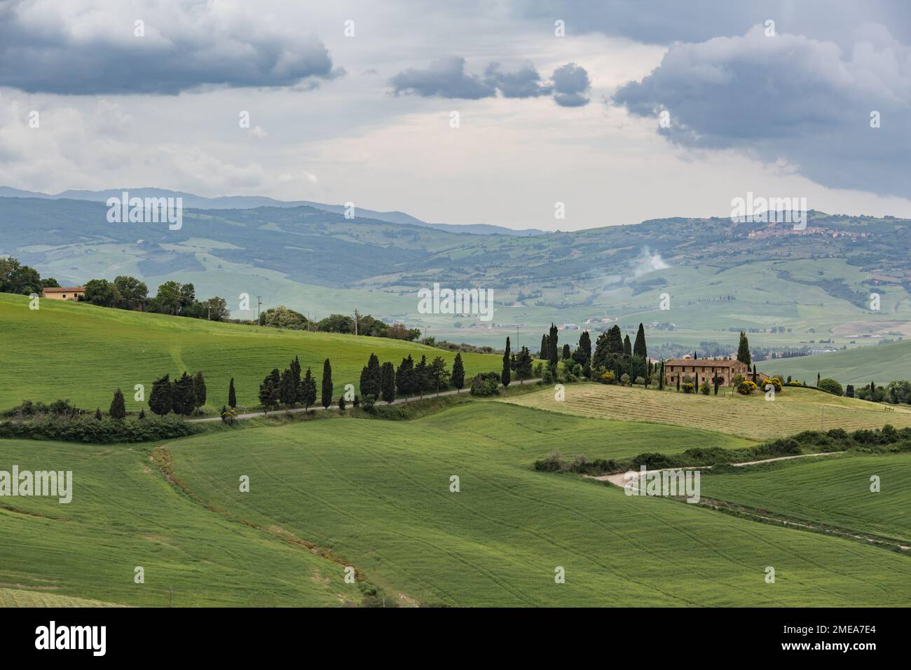 Monticchiello spring hi-res stock photography and images - Alamy