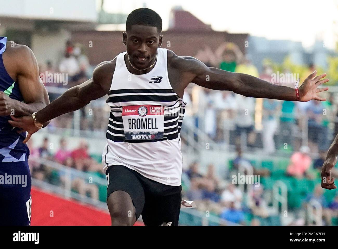 Trayvon Bromell wins the men's 100-meter run at the U.S. Olympic Track ...