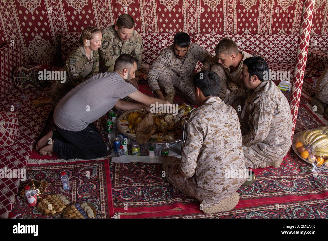 U.S. Marines with Combat Logistics Regiment 1, 1st Marine Logistics ...