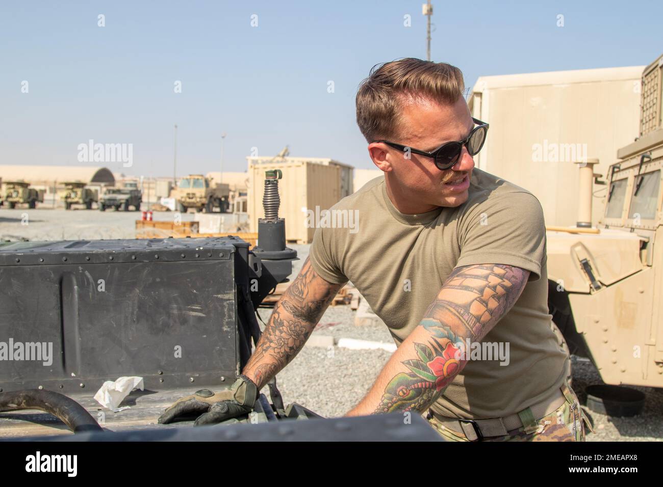 Soldiers from Charlie Company's signal and communication section ensure ...