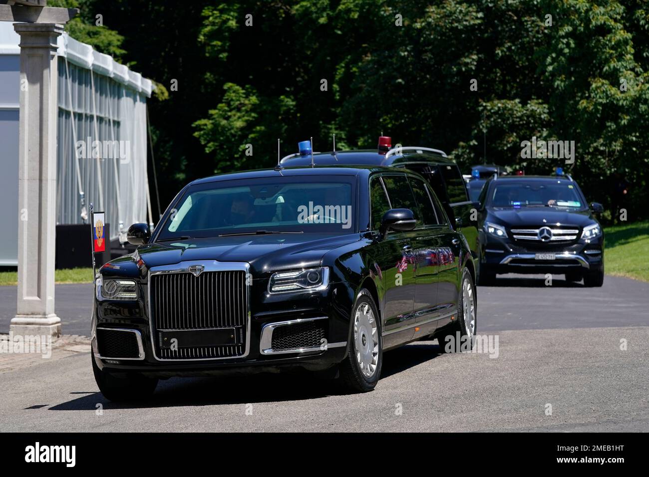Russian President Vladimir Putin's motorcade arrives ahead of Putin's ...