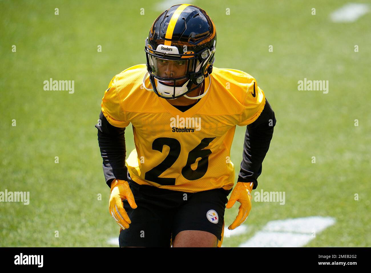 Pittsburgh Steelers safety Donovan Stiner works during the team's NFL ...