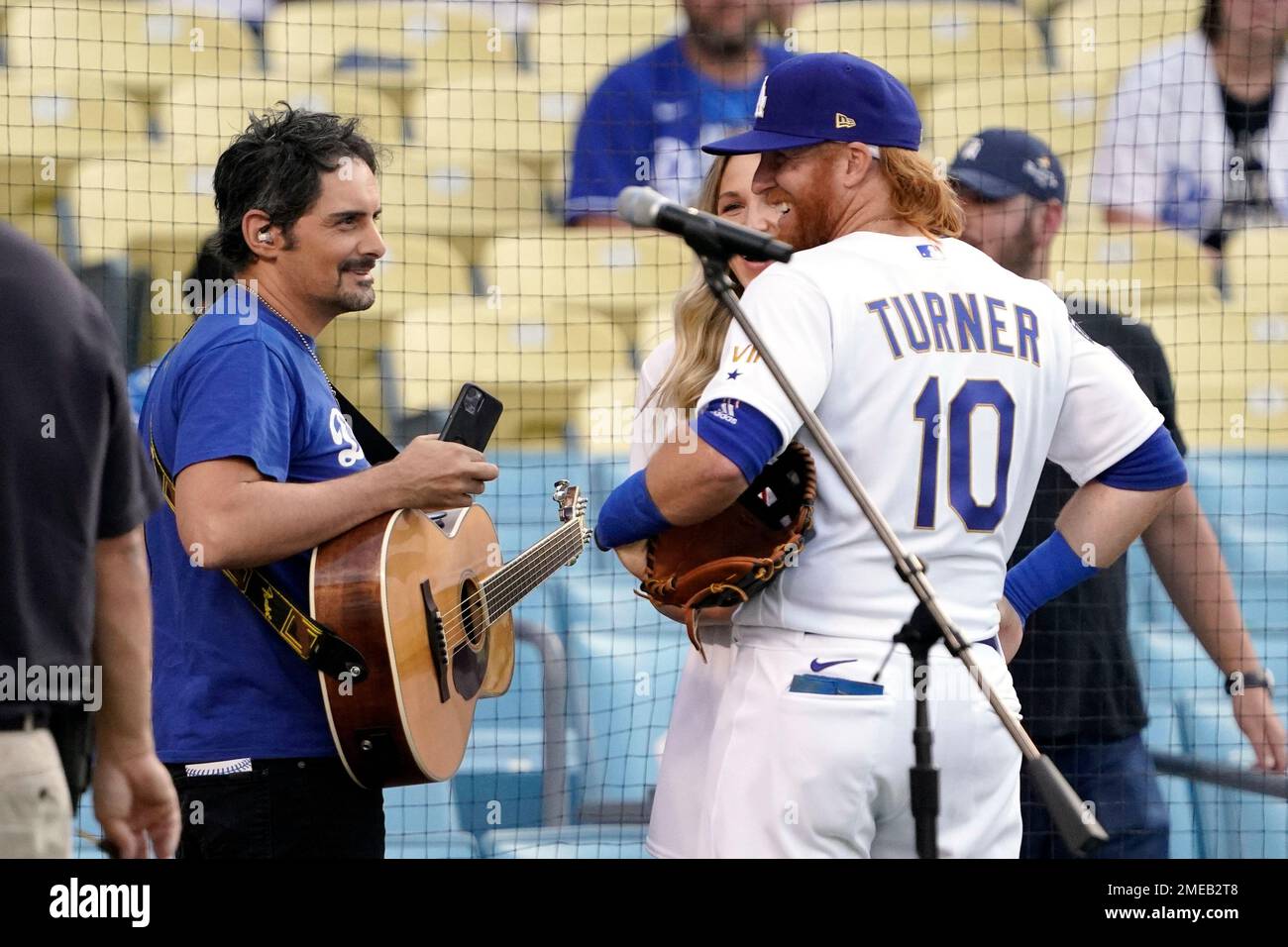 Country singer Brad Paisley, left, talks with Los Angeles Dodgers ...