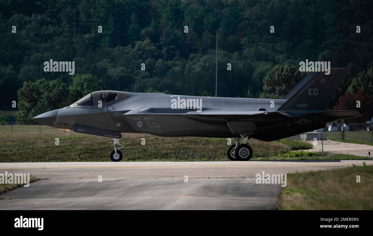 A U.S. Air Force F-35A Lightning II from the 58th Fighter Squadron ...
