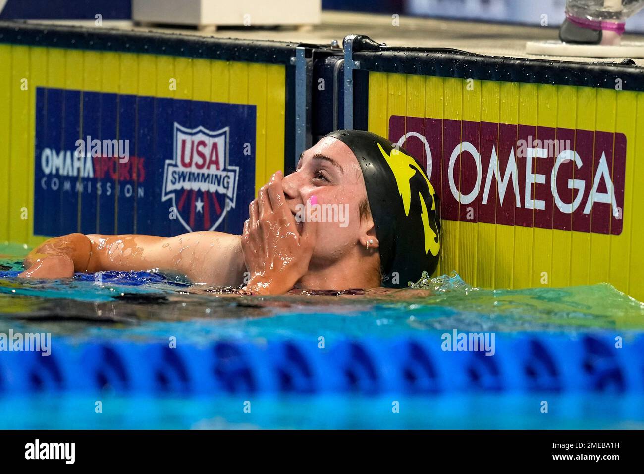 Emma Weyant reacts after winning the women's 400-meter individual ...
