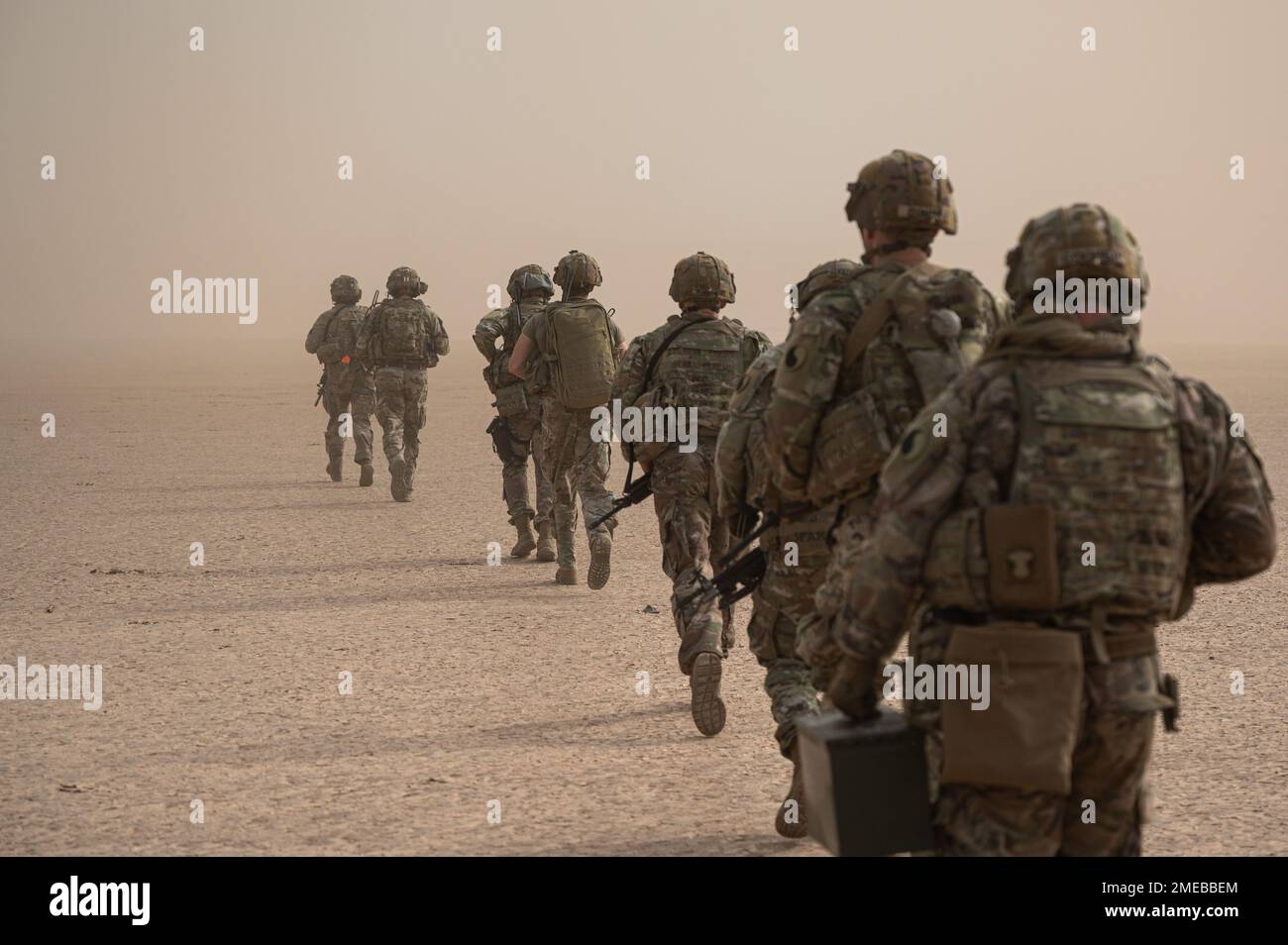 U.S. Army Soldiers assigned to Task Force Red Dragon, Combined Joint ...