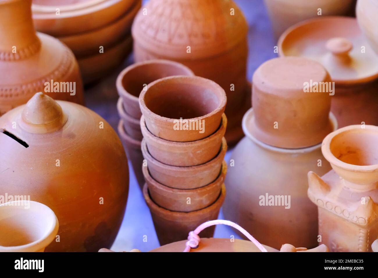 Indian clay pots hi-res stock photography and images - Alamy